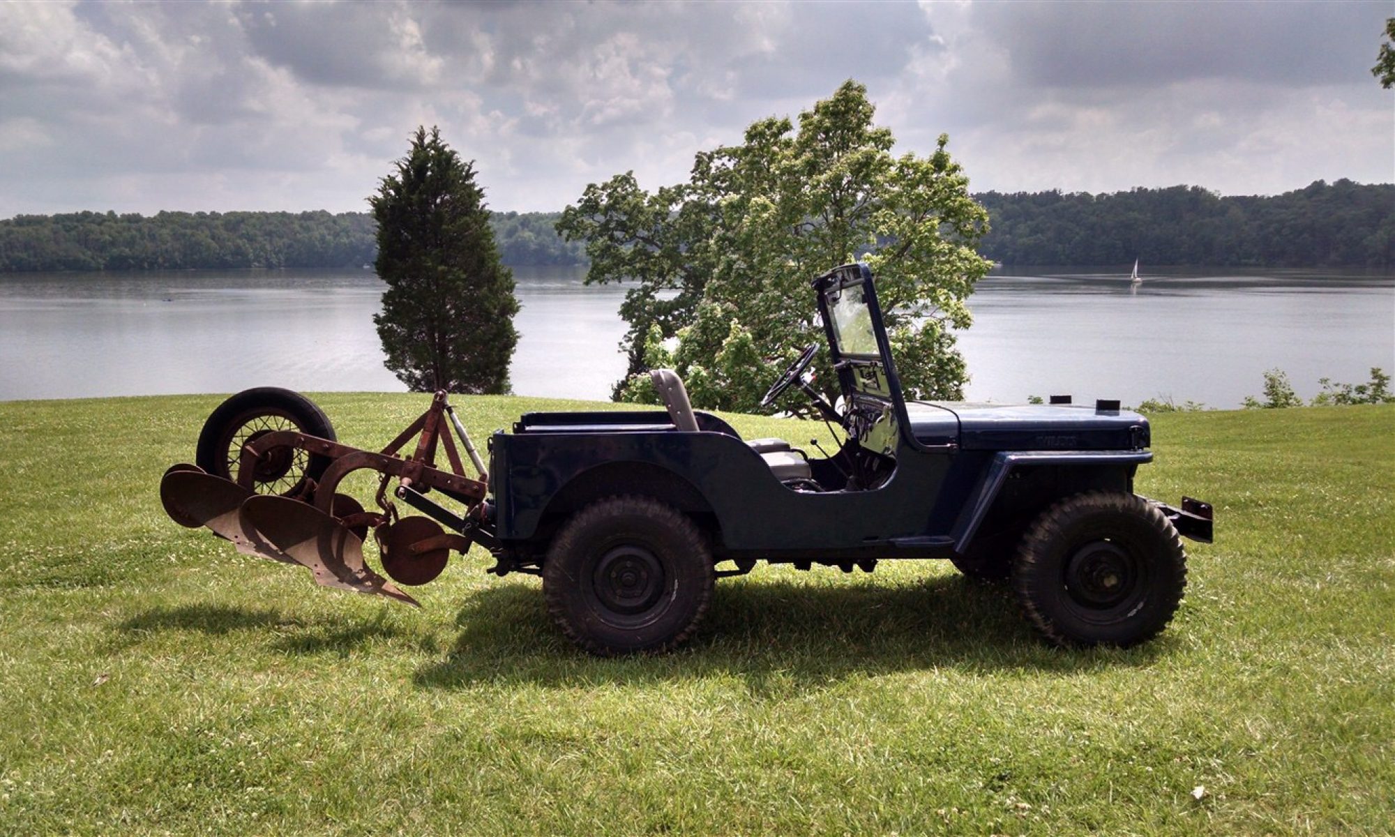 New (&Old) Farm Jeep site!