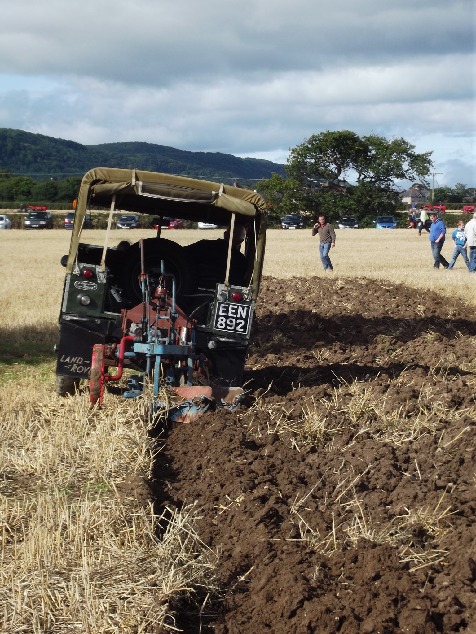 Farm Rover? A Stratton Lift for the Land Rover? – FarmJeep.com